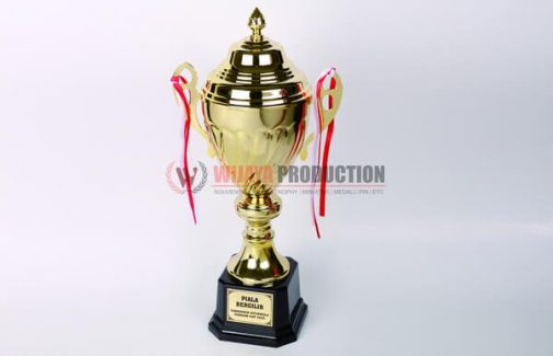 Contoh Tulisan Juara di Piala