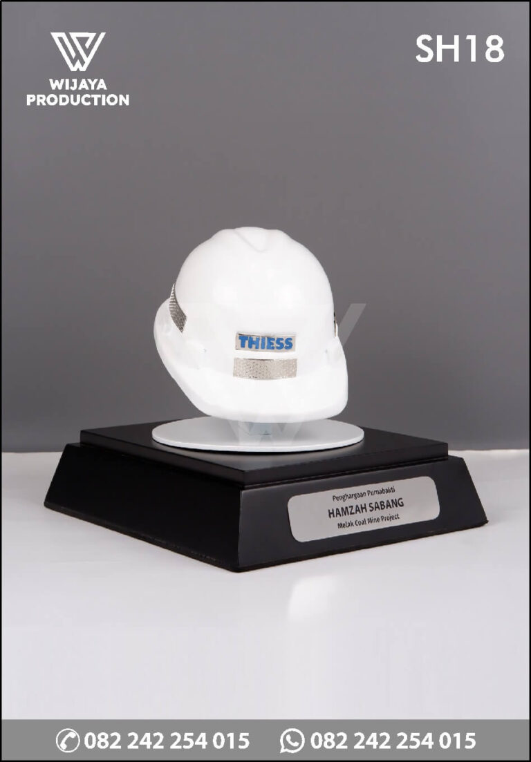 Souvenir Helm Resin Thiess - Wijaya Production
