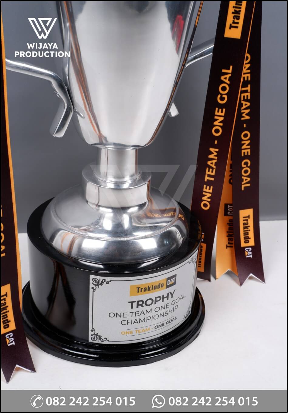 Trophy One Team One Goal Championship Trakindo CAT